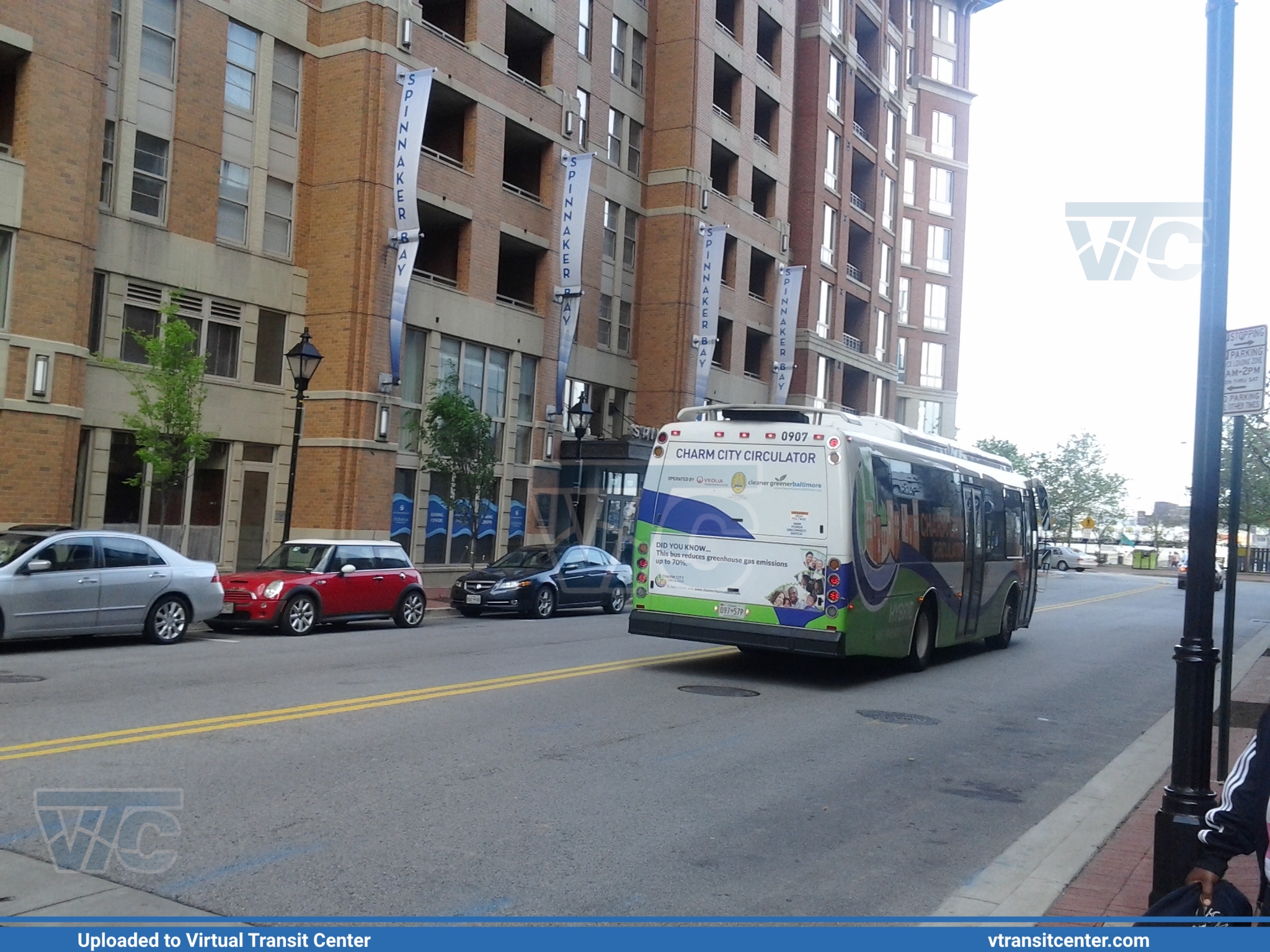 Baltimore Area Shuttles - Charm City Circulator 0907 on the Green Route ...