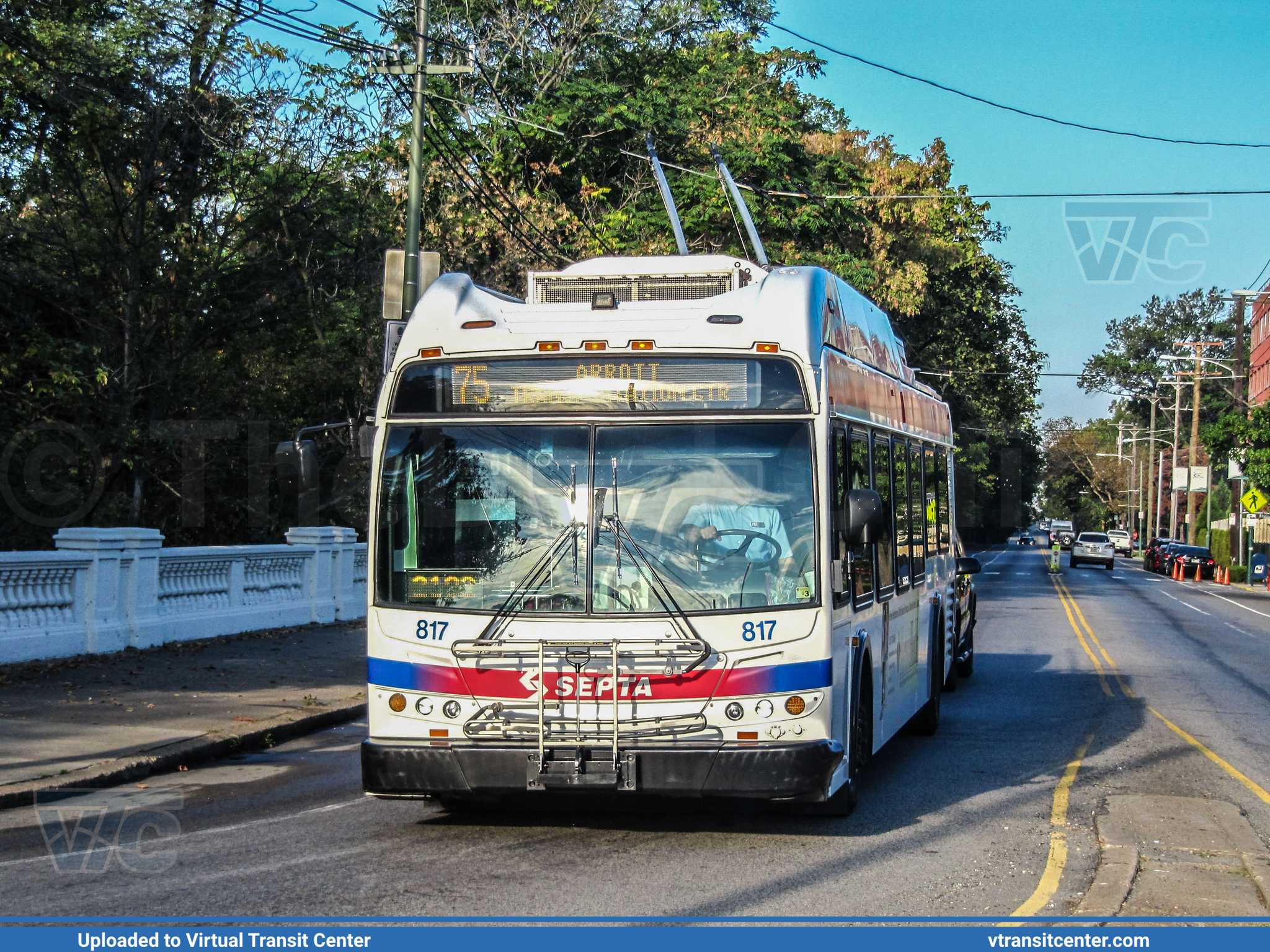 SEPTA Trackless Trolley - SEPTA 815 on route 75 - VTC Multimedia