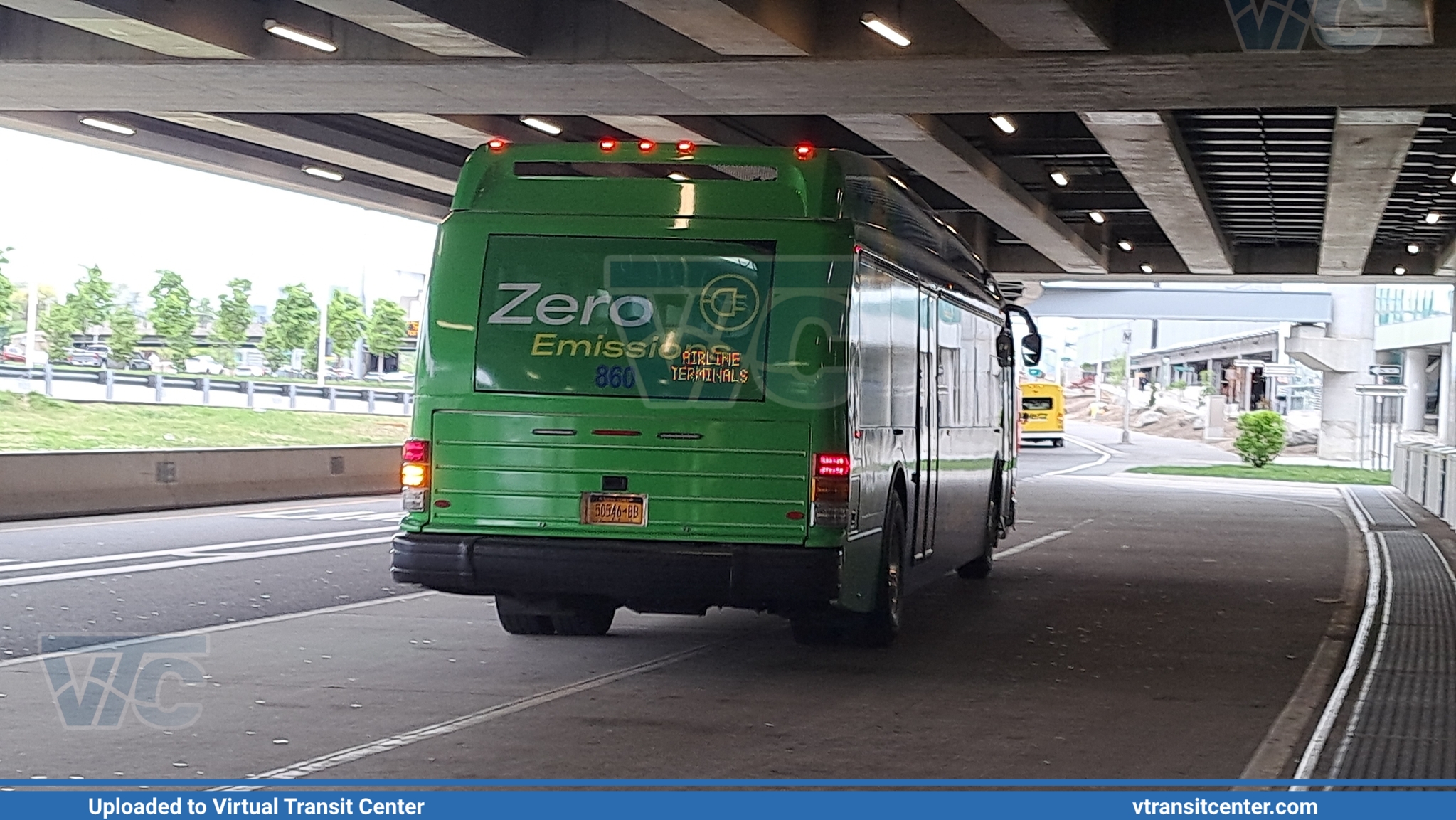 Port Authority of New York and New Jersey - PANYNJ 852 on the LaGuardia ...