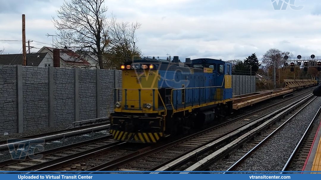 MTA New York City - Long Island Railroad - LIRR M7 enters Long Island ...