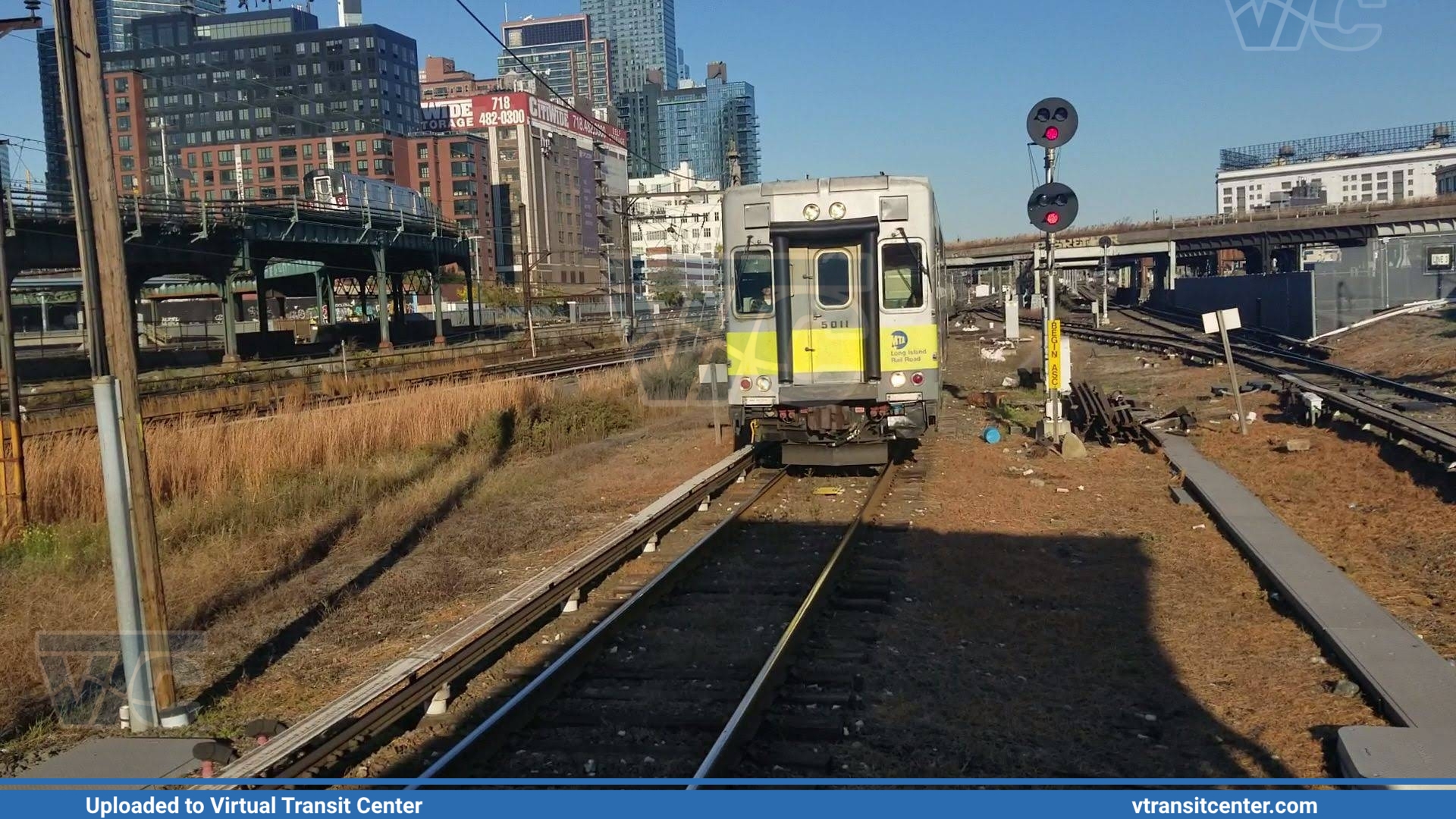 MTA New York City - Long Island Railroad - LIRR M7 enters Long Island City - VTC Multimedia