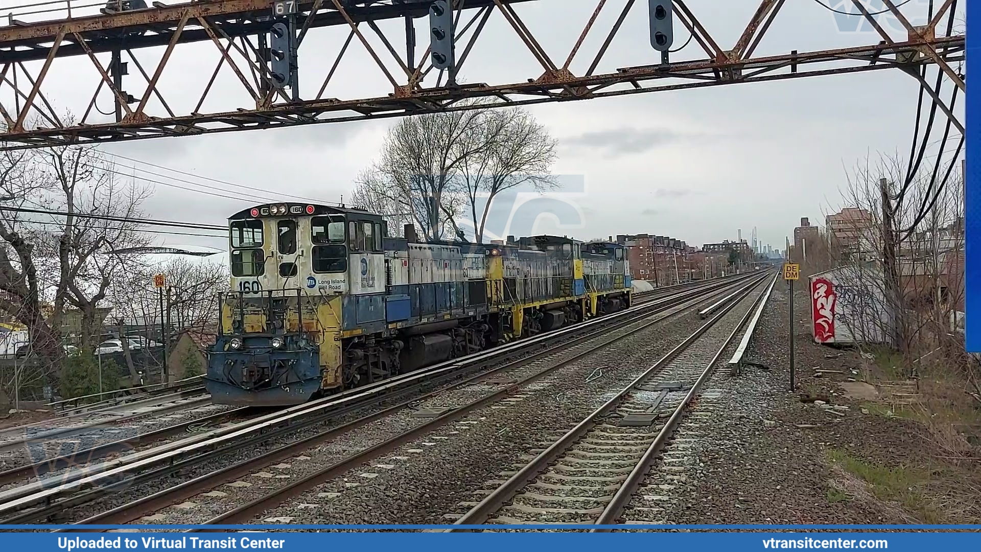 MTA New York City - Long Island Railroad - LIRR M7 enters Long Island ...