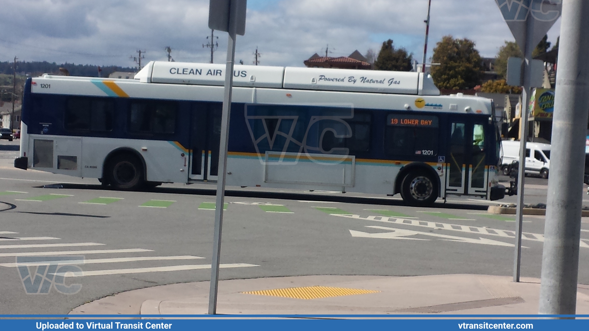 Santa Cruz Metro - Santa Cruz Metro - 2012 New Flyer C40LFR #1201 - VTC ...