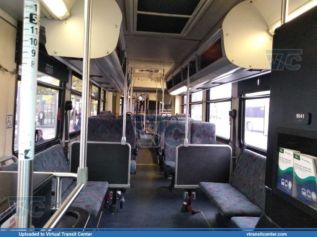Sound Transit - Sound Transit D60LF interior - VTC Multimedia