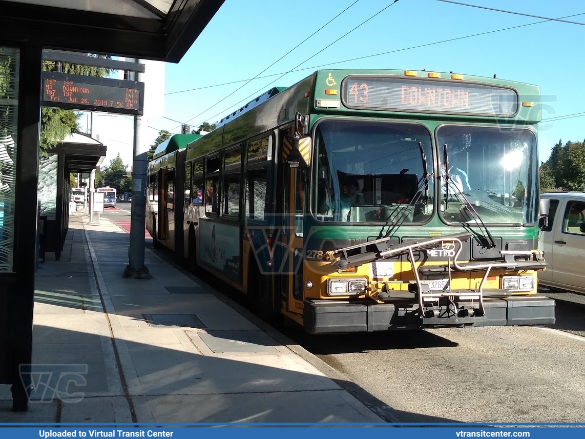 King County Metro - King County Metro Proterra Catalyst BE40 @ Federal ...