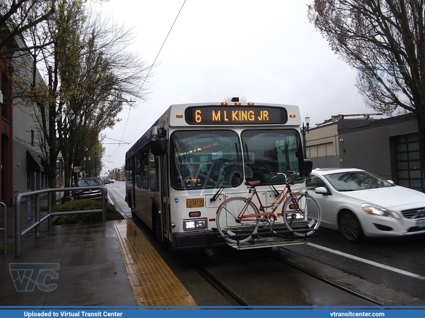 Portland TriMet - Trimet 2008 D40LF @ Grand & Taylor - VTC Multimedia